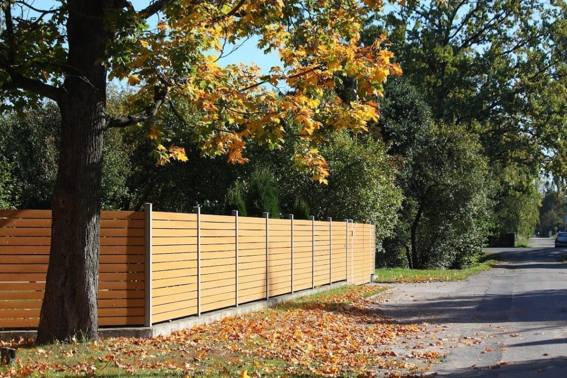 The Best Time to Schedule Your New Fence Installation - Buzz Custom Fence