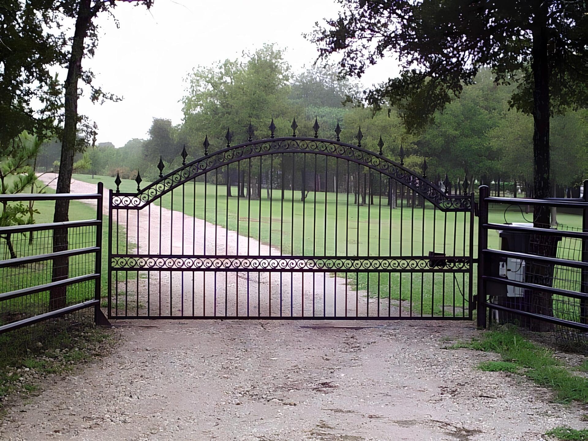 Southlake Fence Company for Installation & Repair | Buzz Custom Fence